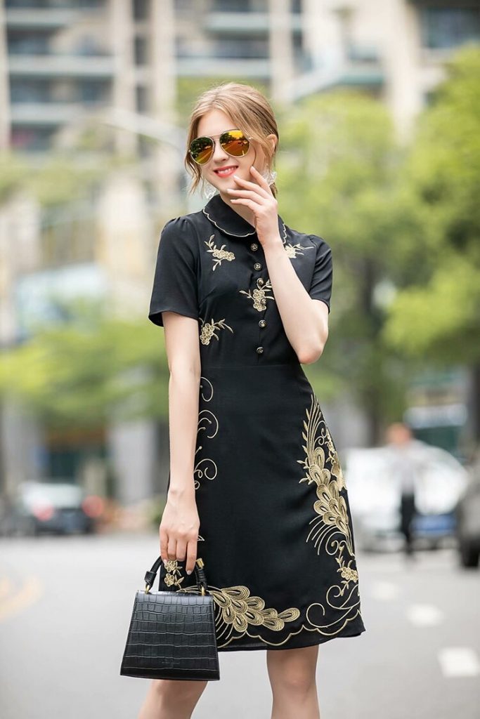 Vintage Short Sleeve Runway Gold Line Embroidery High Quality Dress ...