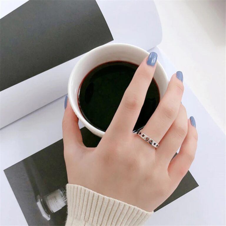 Retro Hollow Five-pointed Star Ring - Power Day Sale