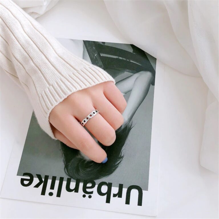 Retro Hollow Five-pointed Star Ring - Power Day Sale